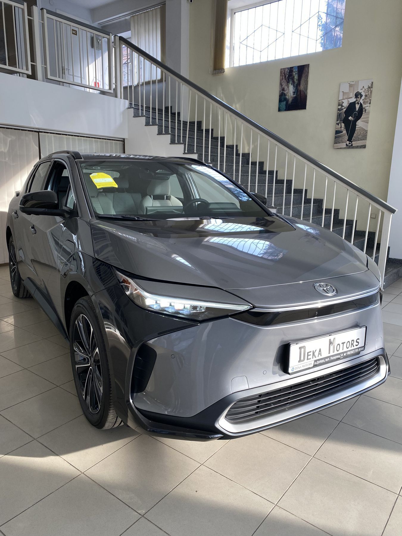 Купити Toyota bZ4X Ultra 2023 | 500km | Сірий nayavnist-toyota-bz4x ...